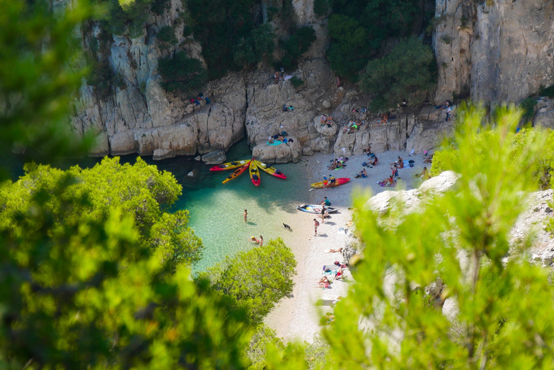Visiter les calanques de Cassis par la mer et la terre - Onyvatravel